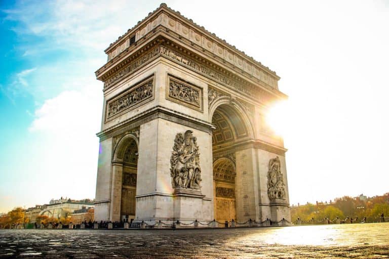15 Famous French Landmarks Not To Miss!