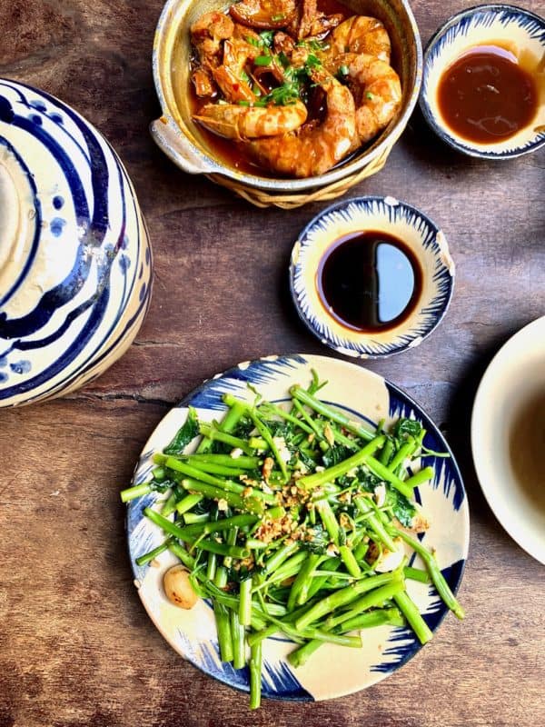 Things To Buy At A Grocery Store in Vietnam!