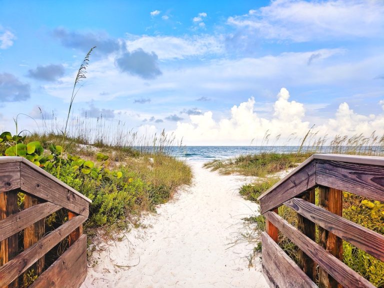 Beaches in Florida Close to Louisiana!