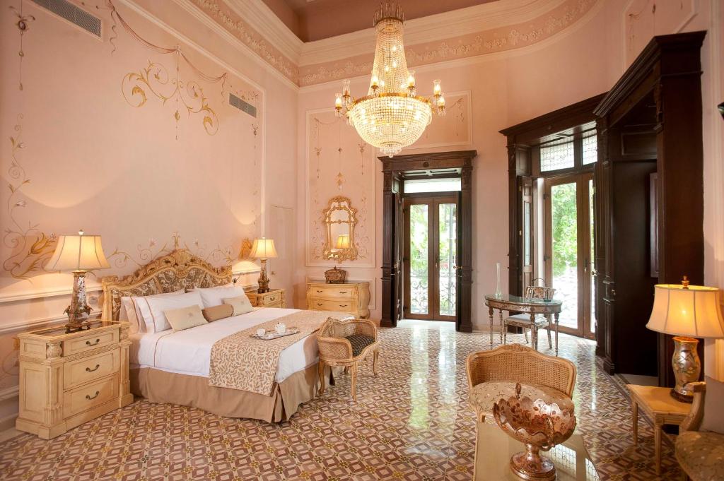 10 Best Hotels in Merida Mexico in 2023 [Locals' Guide]